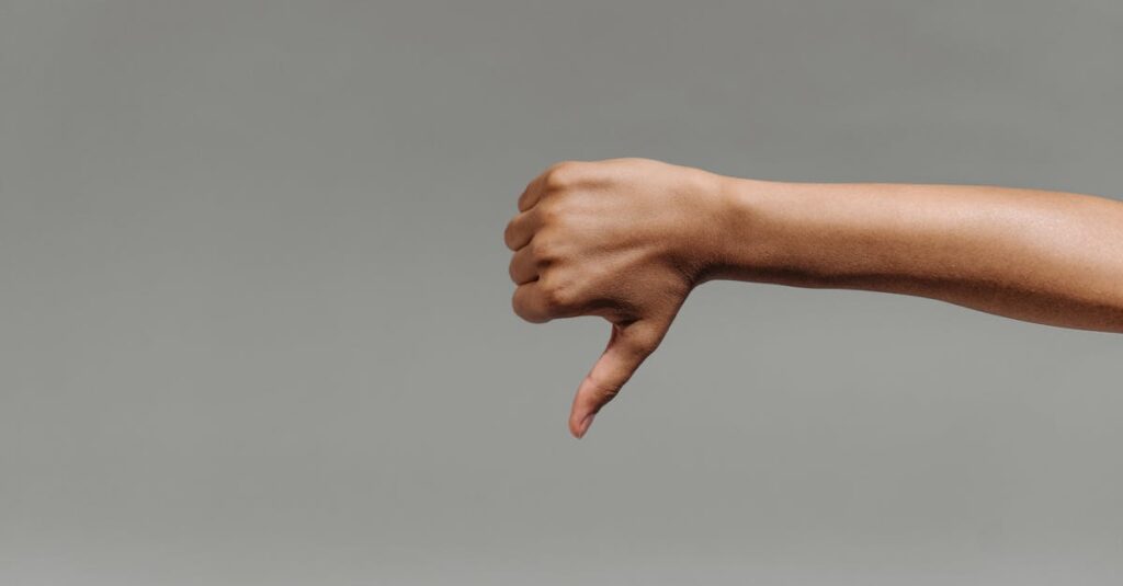 Qu'est-ce que l'insatisfaction chronique : les symptômes et traitement ...